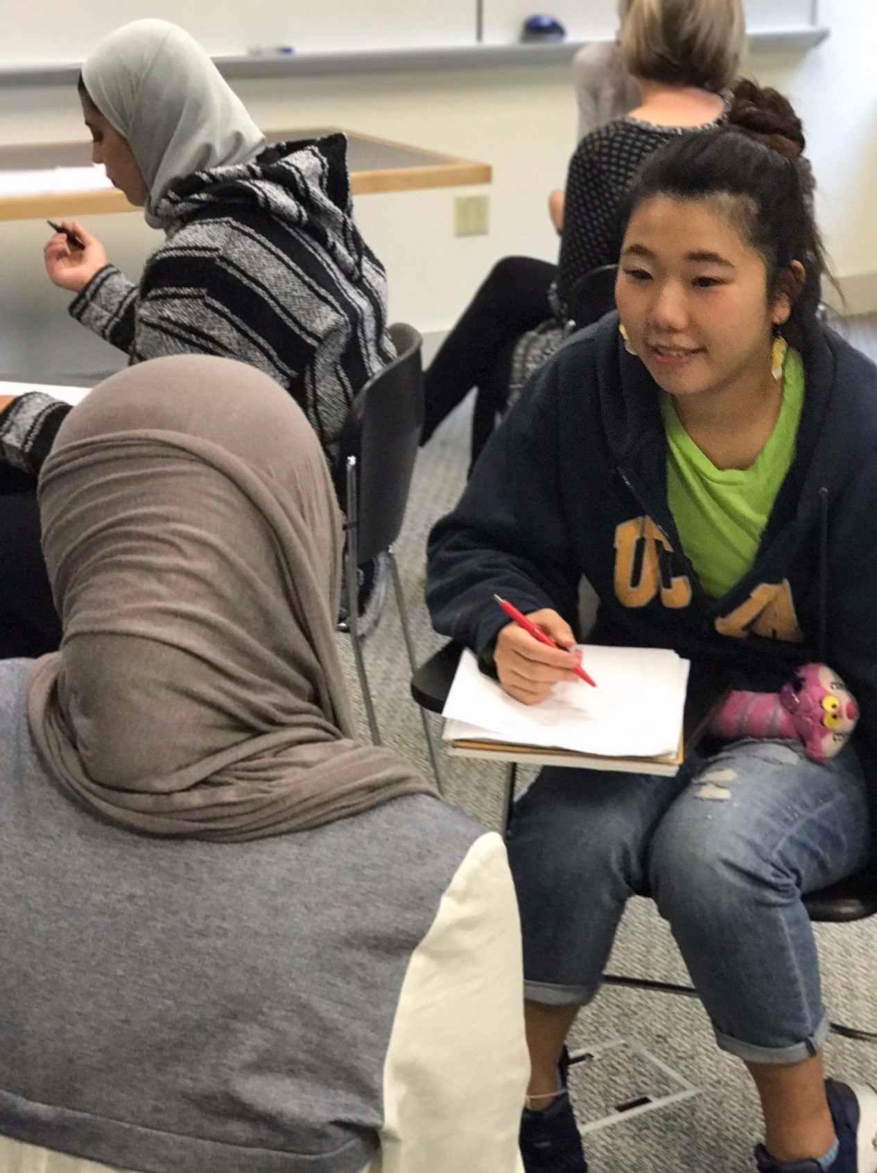 Interview Circles – AES English